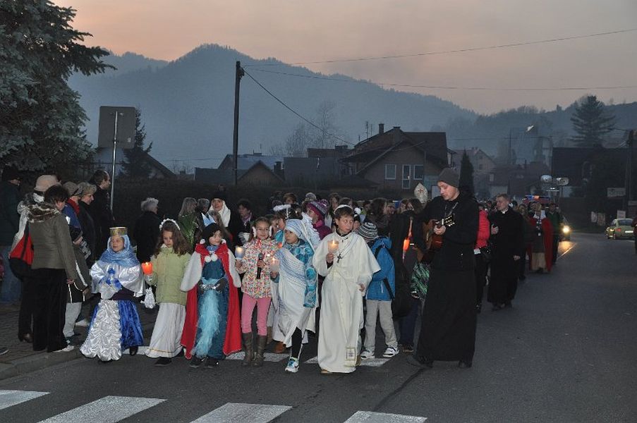 Diec. tarnowska. Korowód świętych. | Akcja Katolicka w Polsce